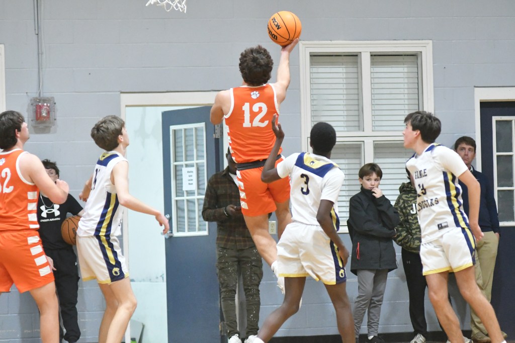 Grace Christian stumbles against Westwood, setting up crowded battle ...